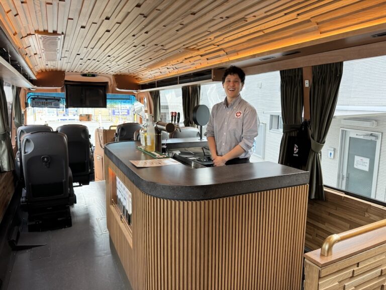木内酒造のバー専用バス「BAR BUS HITACHINO（バーバス常陸野）」に乗って、ビールに日本酒、ウイスキーの蔵を巡る旅【週末“非日常”TRIP】 | mina official ミーナ ...